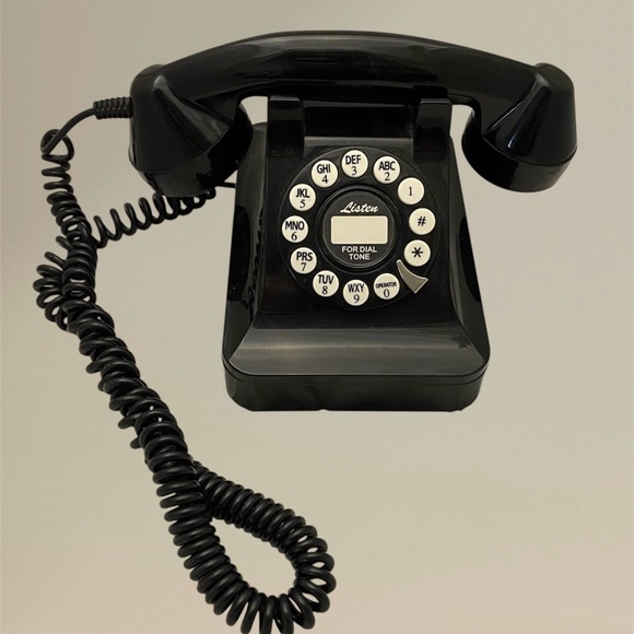 Accents | Vintage 5s Style Classic Desk Phone Push Button Touch Tone ...